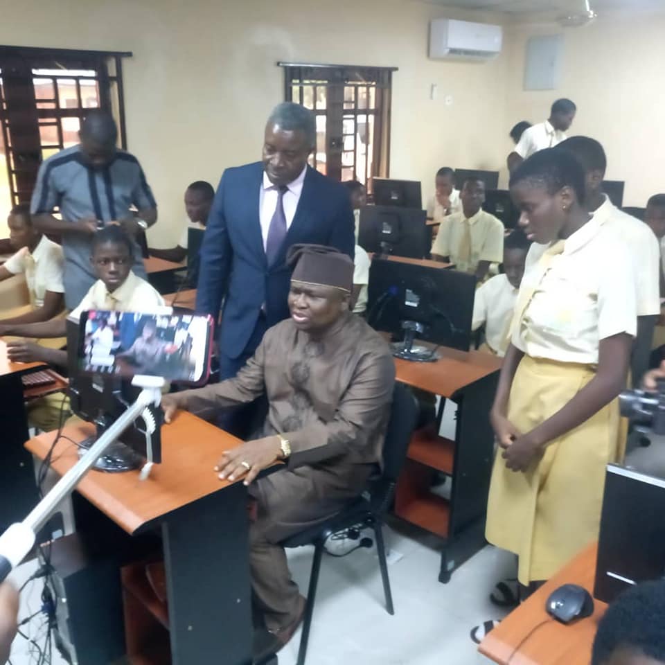 Senator Adeola Yayi Commissions ICT Centre At Opebi - P.M.EXPRESS