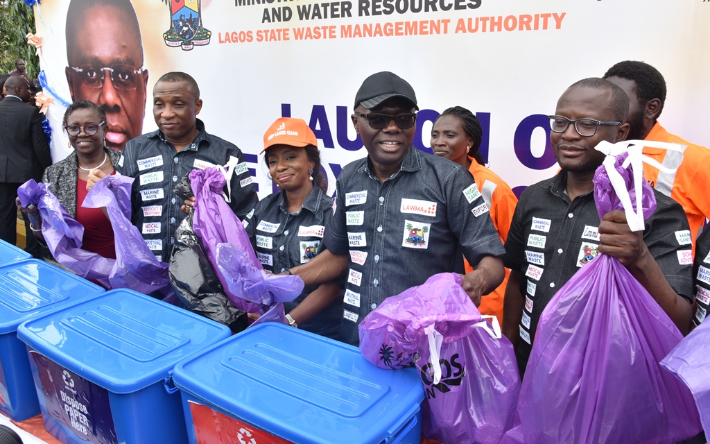 Sanwo-Olu Launches Rapid Waste Recycling, Aimed At Cleaner Lagos - P.M ...