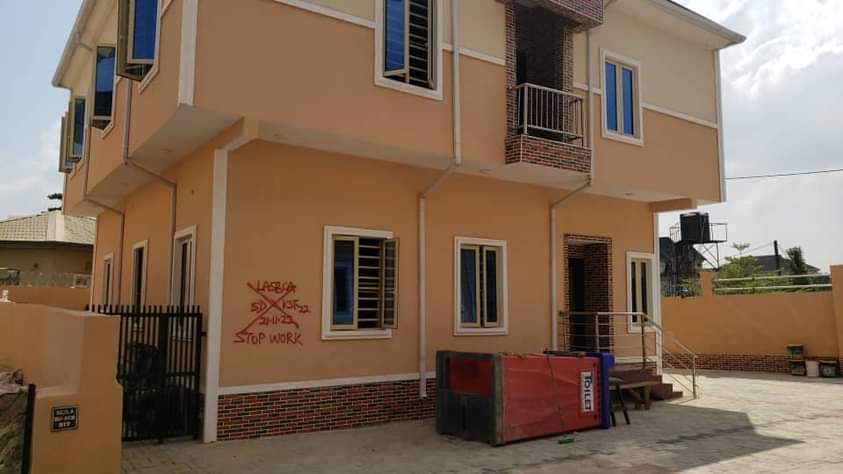 Lagos Govt Serves Contravention Notices To Owners Of Non-Conforming ...