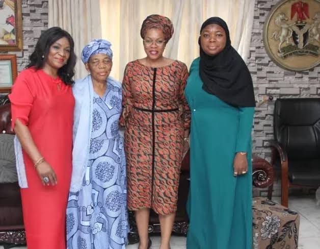 Leadership Academy: Commissioner Visits Jakande's Widow - P.M.EXPRESS