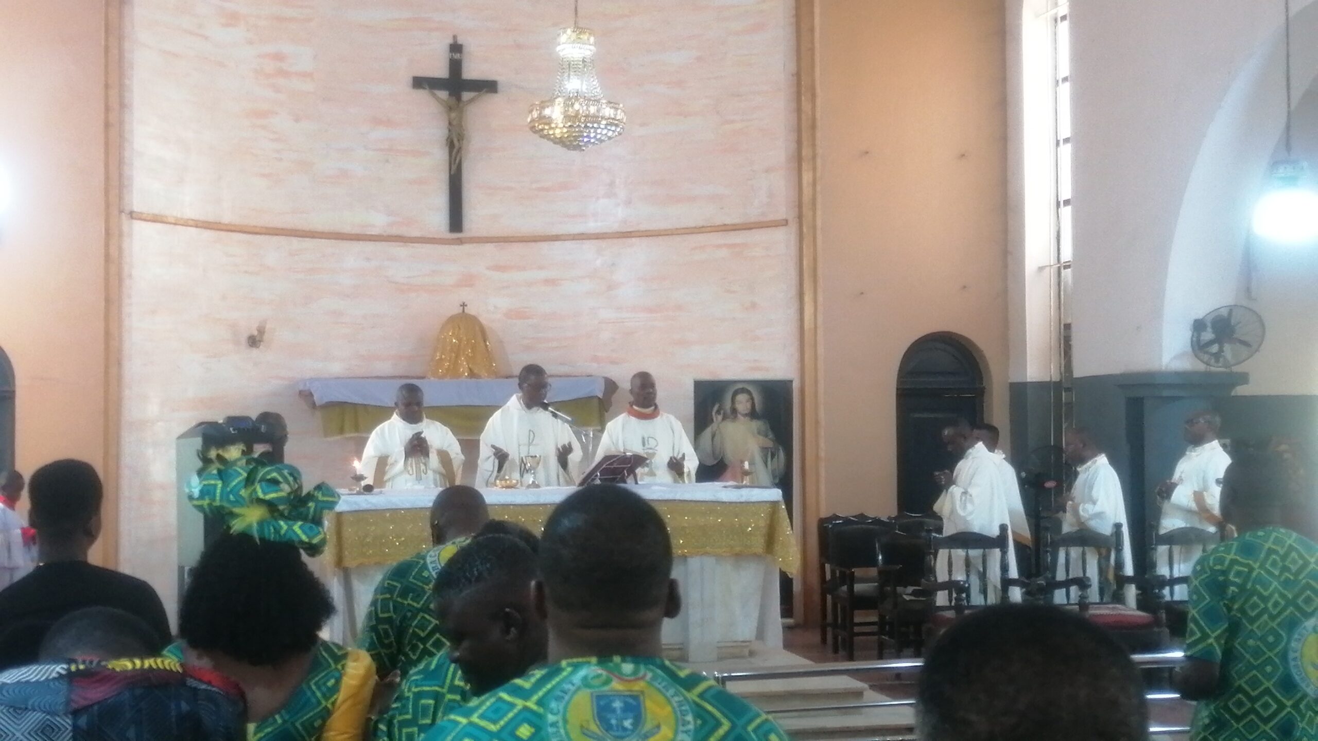 AHOBA 85' Set In Grand Golden Reunion Celebration - P.M.EXPRESS