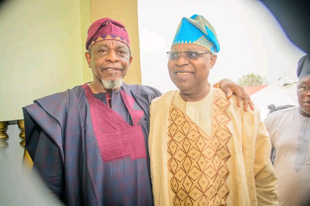 Akinterinwa Suspends Political Activities In Honour Of Paul Akintelure ...