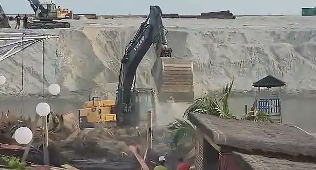 Lagos-Calabar Coastal Road: FG Begins Demolition of Affected Properties ...
