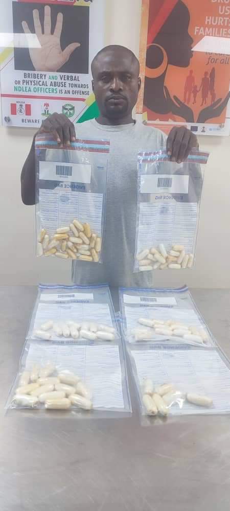 Choked By Ingested Drugs India-bound Passenger Vomits & Excretes 80 ...