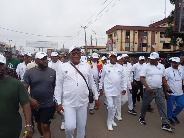 1st Coronation Anniversary: Asagba Azinge Leads Asaba Residents In 5km ...